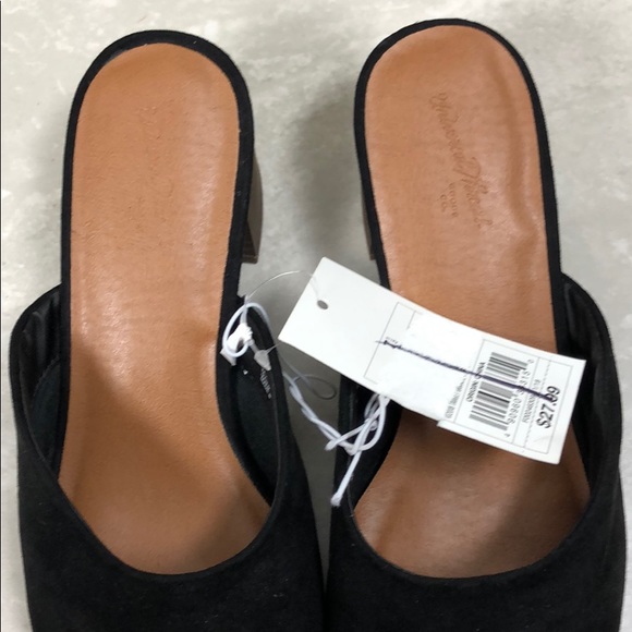 Universal Thread | Shoes | Nwt Avianna Low Vamp Kitten Heeled Mules ...